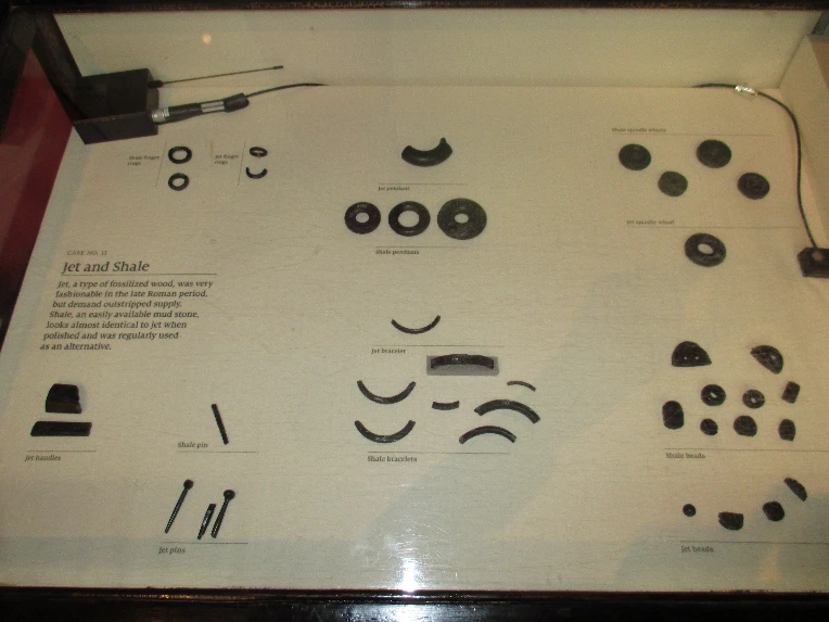 Photo #145 — Jet and Shale Items - by Nez-Man